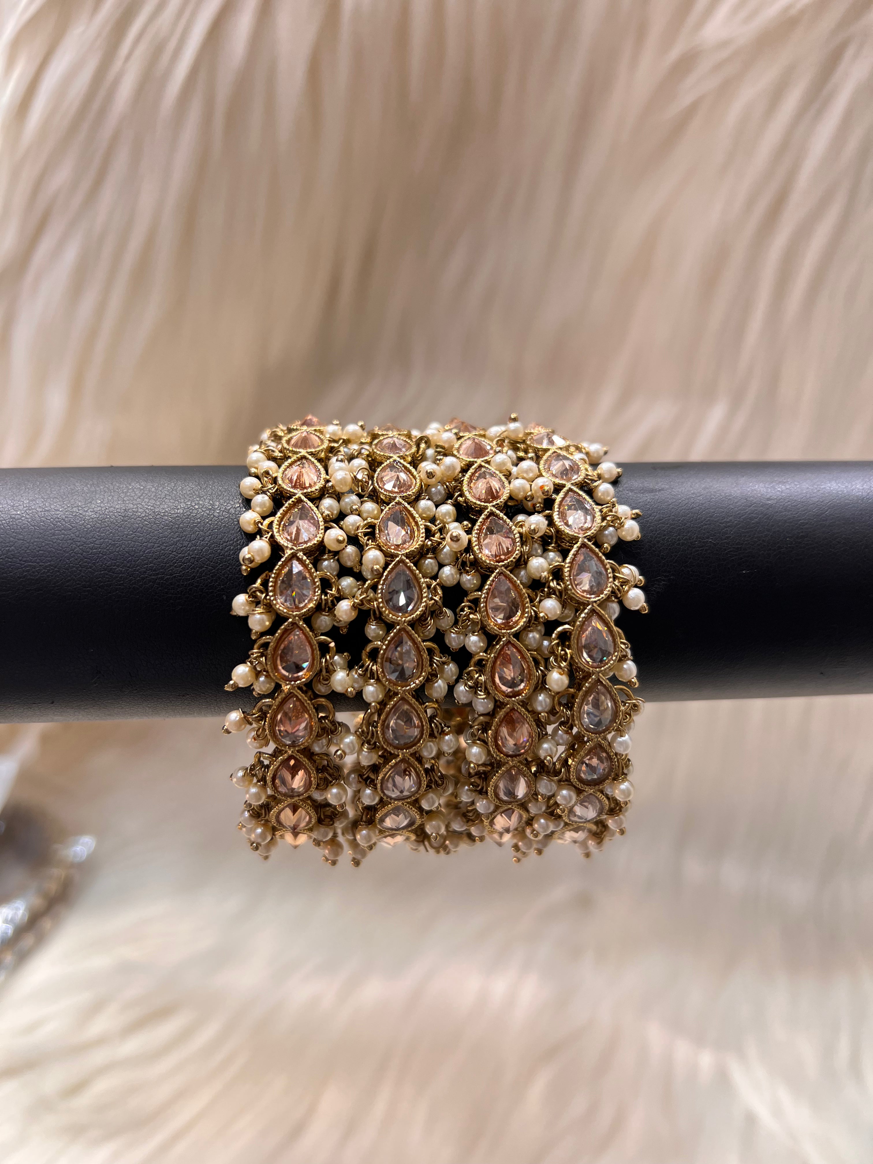 MEHAK Cluster Bangles - Gold/Champagne – Kundan Jewellery