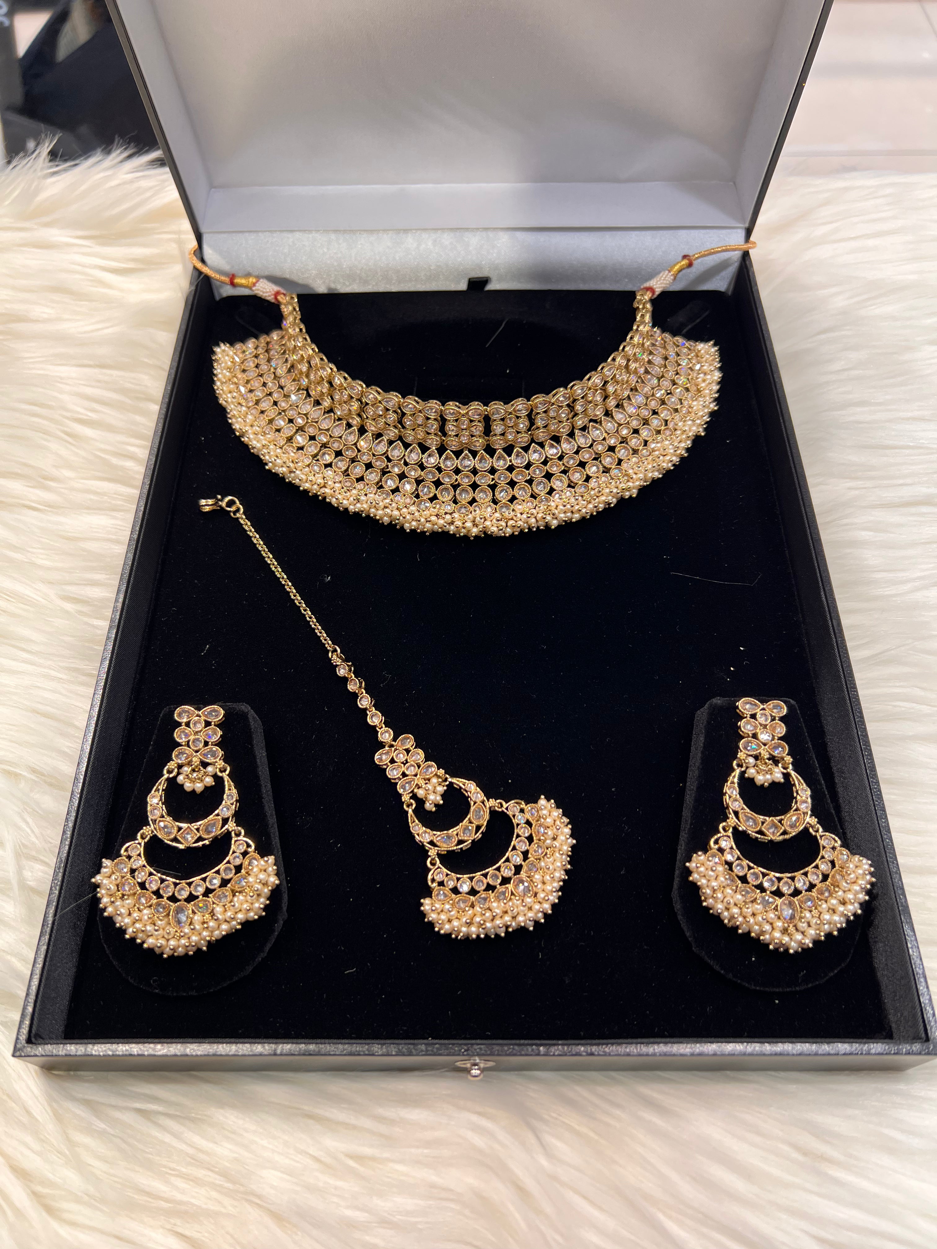 ZANIA - Pearl Cluster – Kundan Jewellery